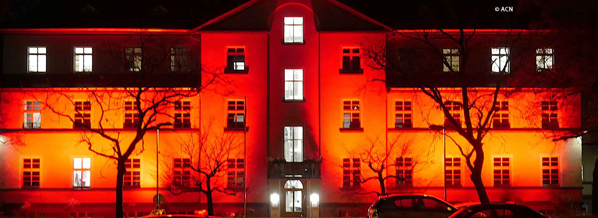 A wave of red light united the world, a sign of hope for those who ...