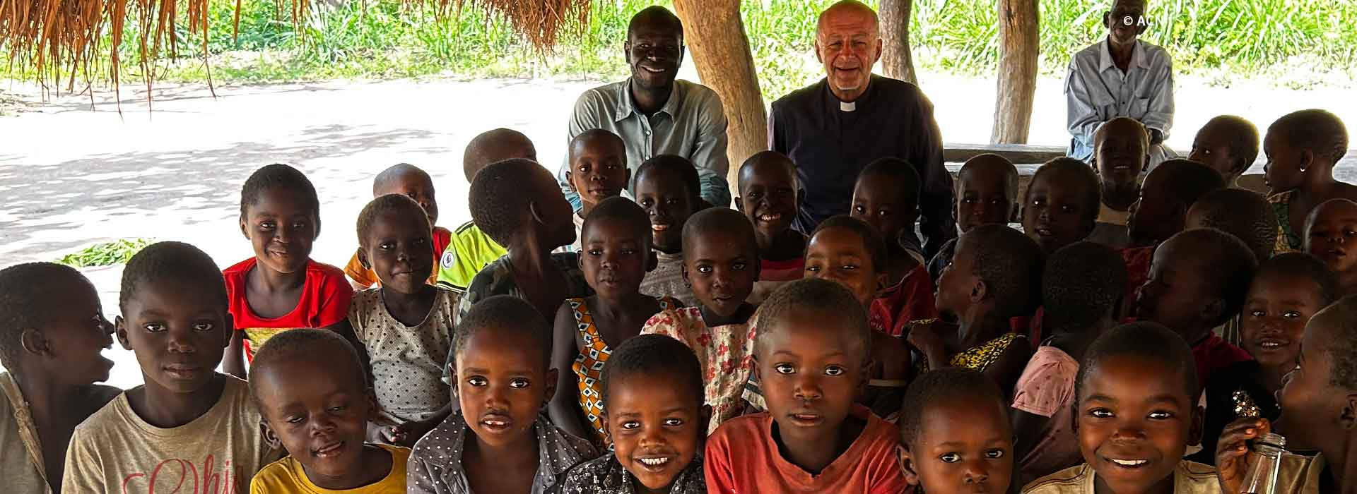 South Sudan: Teaching children to read and pray in their own language | ACN International
